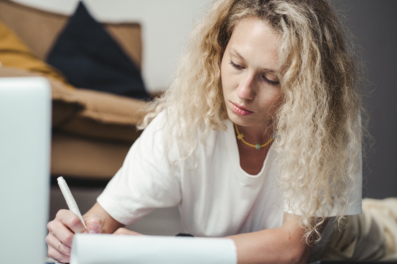 7 Tips to Choose a Money Lender for Your Needs